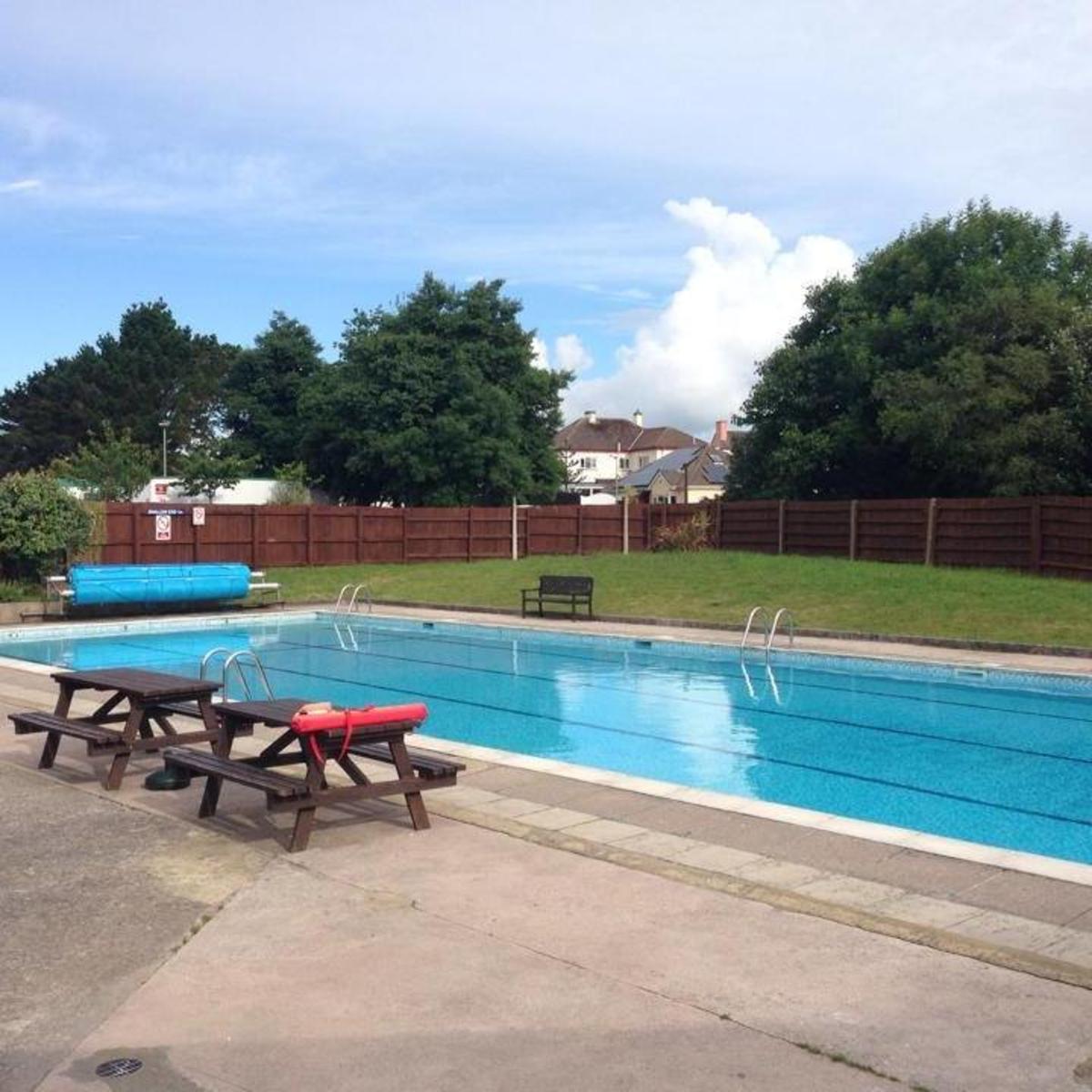 Outdoor Lidos and Sea Pools on the South West 660 - South West 660